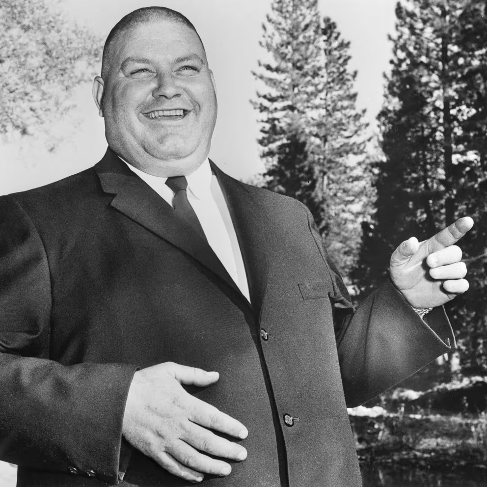 Los increíbles engaños de Fred Demara, el gran impostor que cambiaba de ...